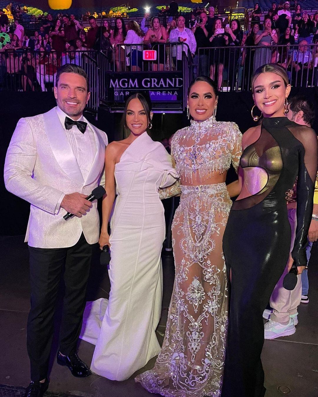 Galilea Montijo deslumbra con vestido desde el foro de "Hoy" | En El Radar