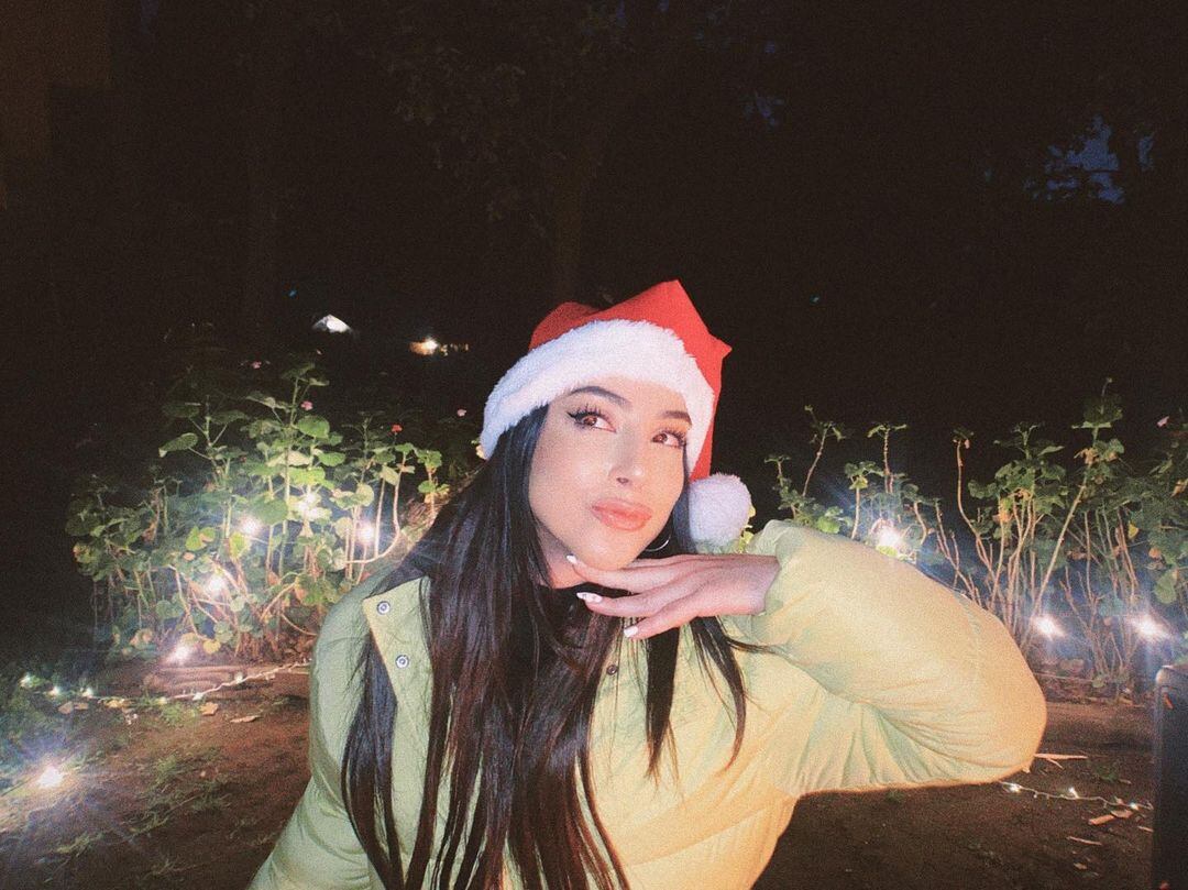 Desde la playa, María Chacón roba suspiros con pequeños bikinis | En El ...