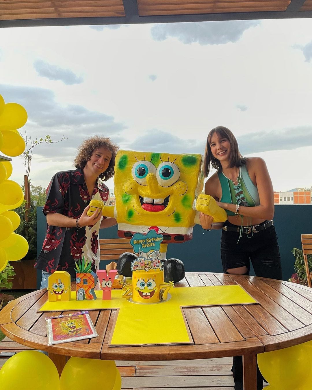 Con este bikini, Ari Tenorio conquista a Internet desde la playa | En ...