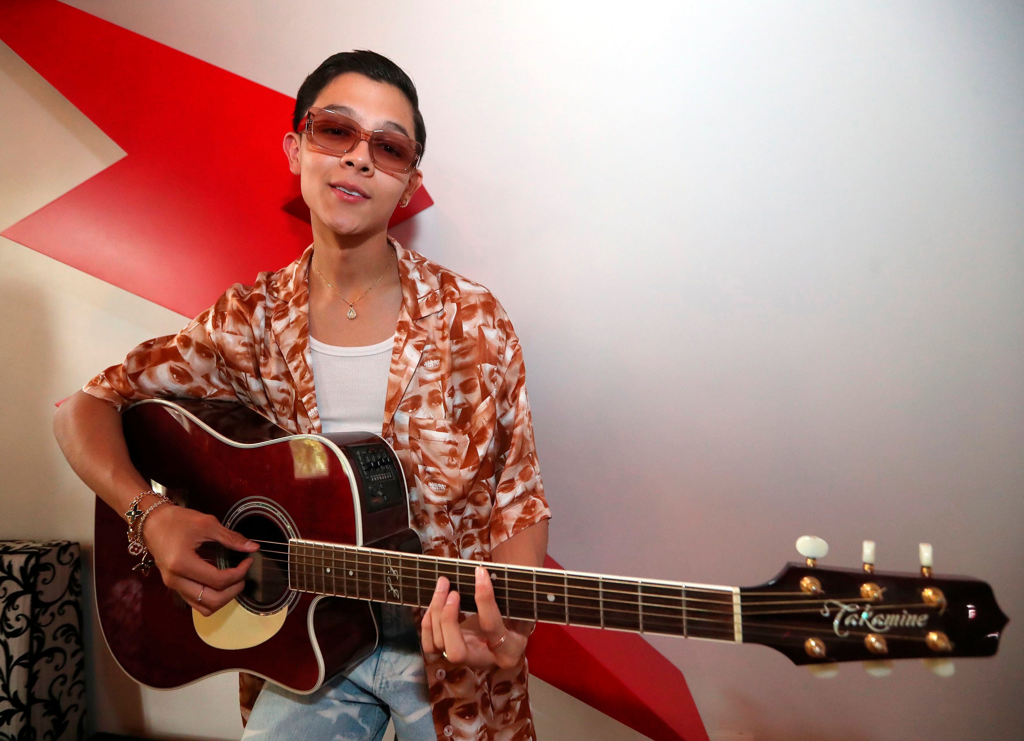 "Desde pequeñito hay un amor y respeto a la música": Ramón Vega lanza ...