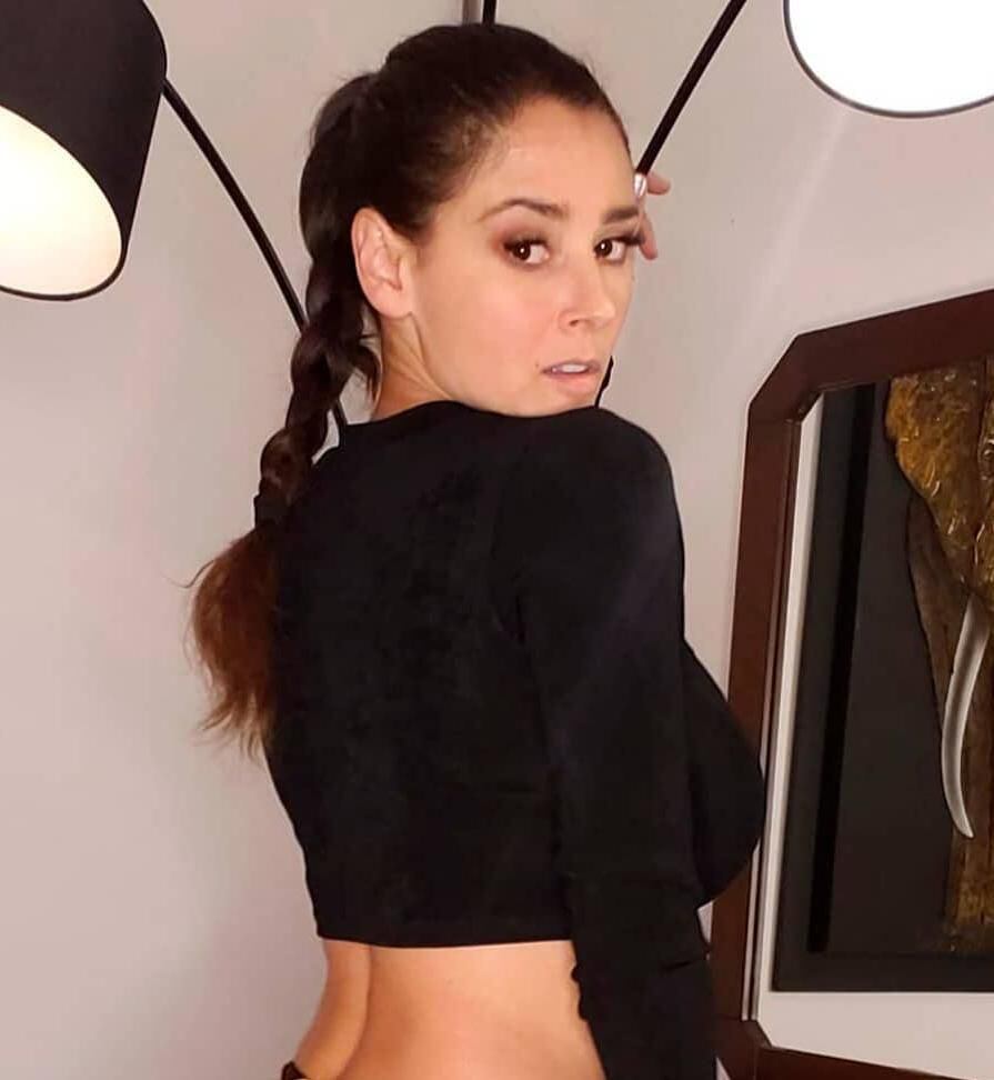 Dorismar presume su retaguardia en tanga de hilo | En El Radar