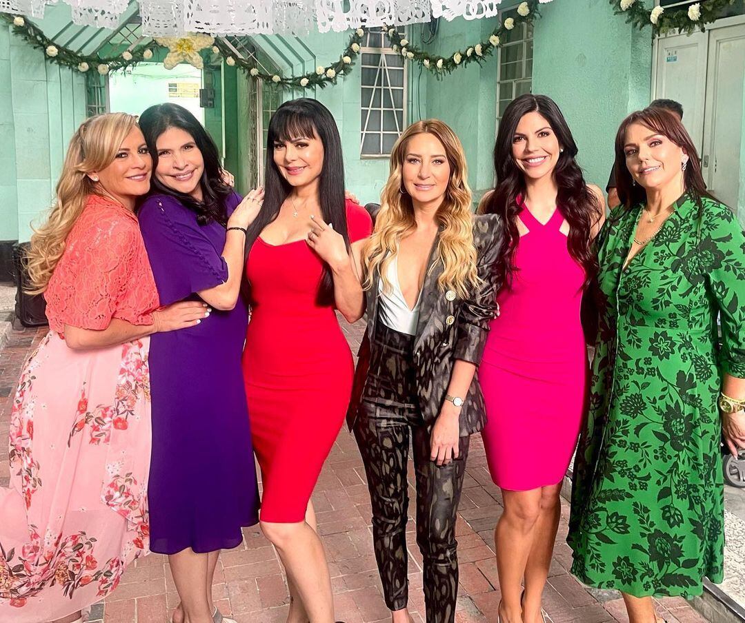 A sus 63 años, Maribel Guardia presume su voluptuosas curvas en playas de Miami | En El Radar