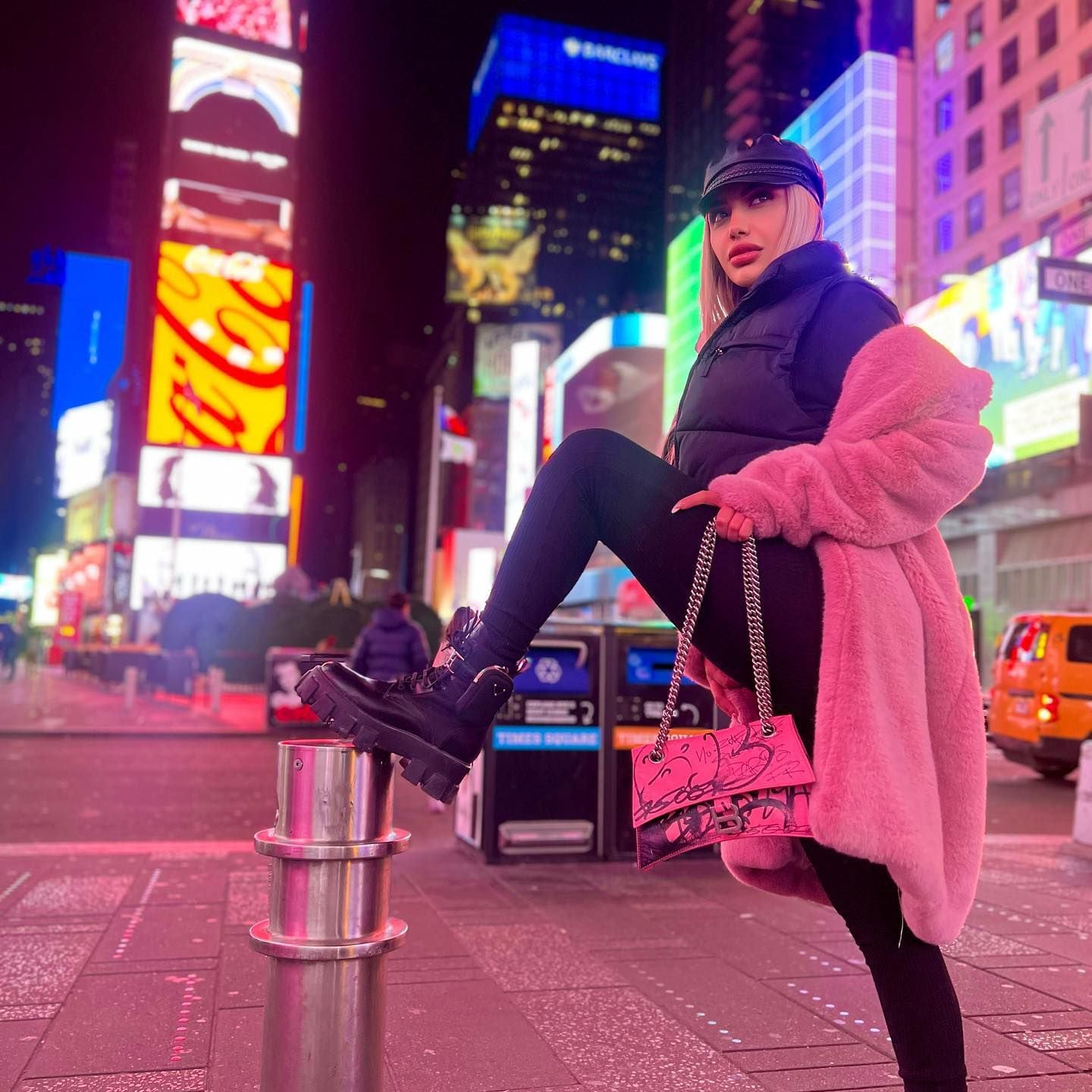 ¿Peso Pluma y Jeni de la Vega son novios? | En El Radar