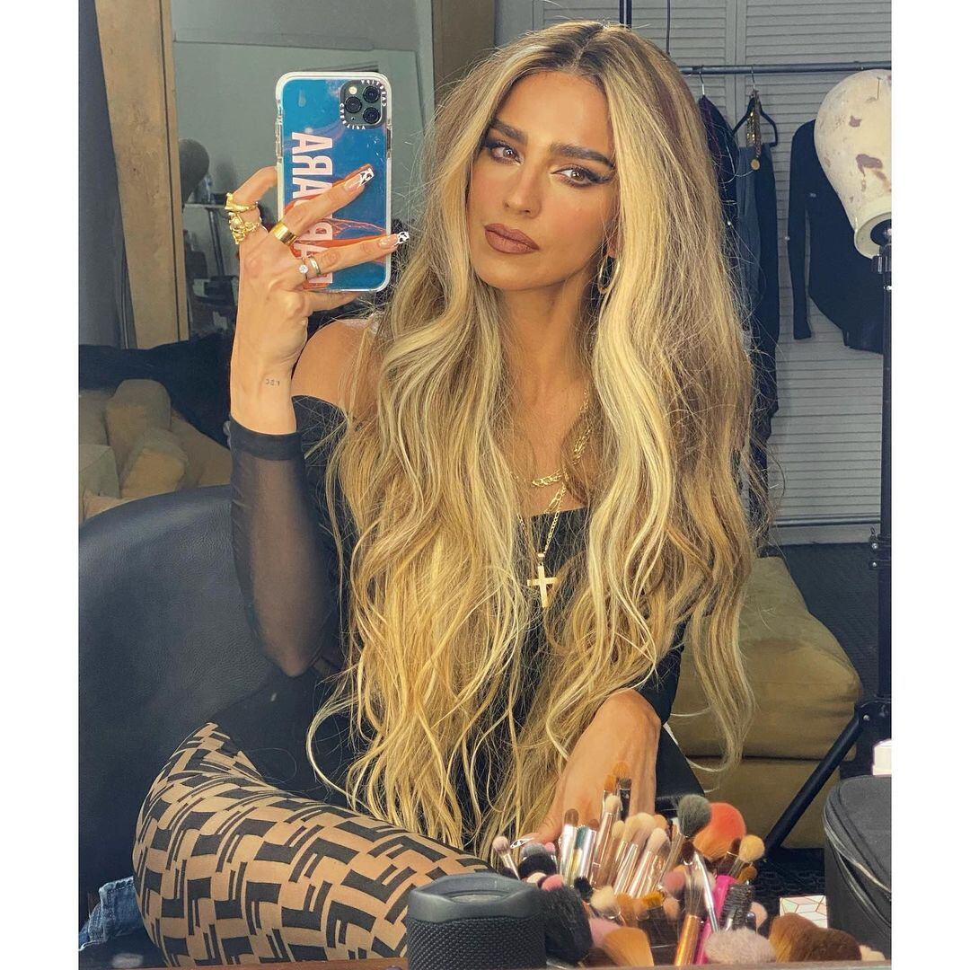 Bárbara de Regil encanta en top y mini short | En El Radar