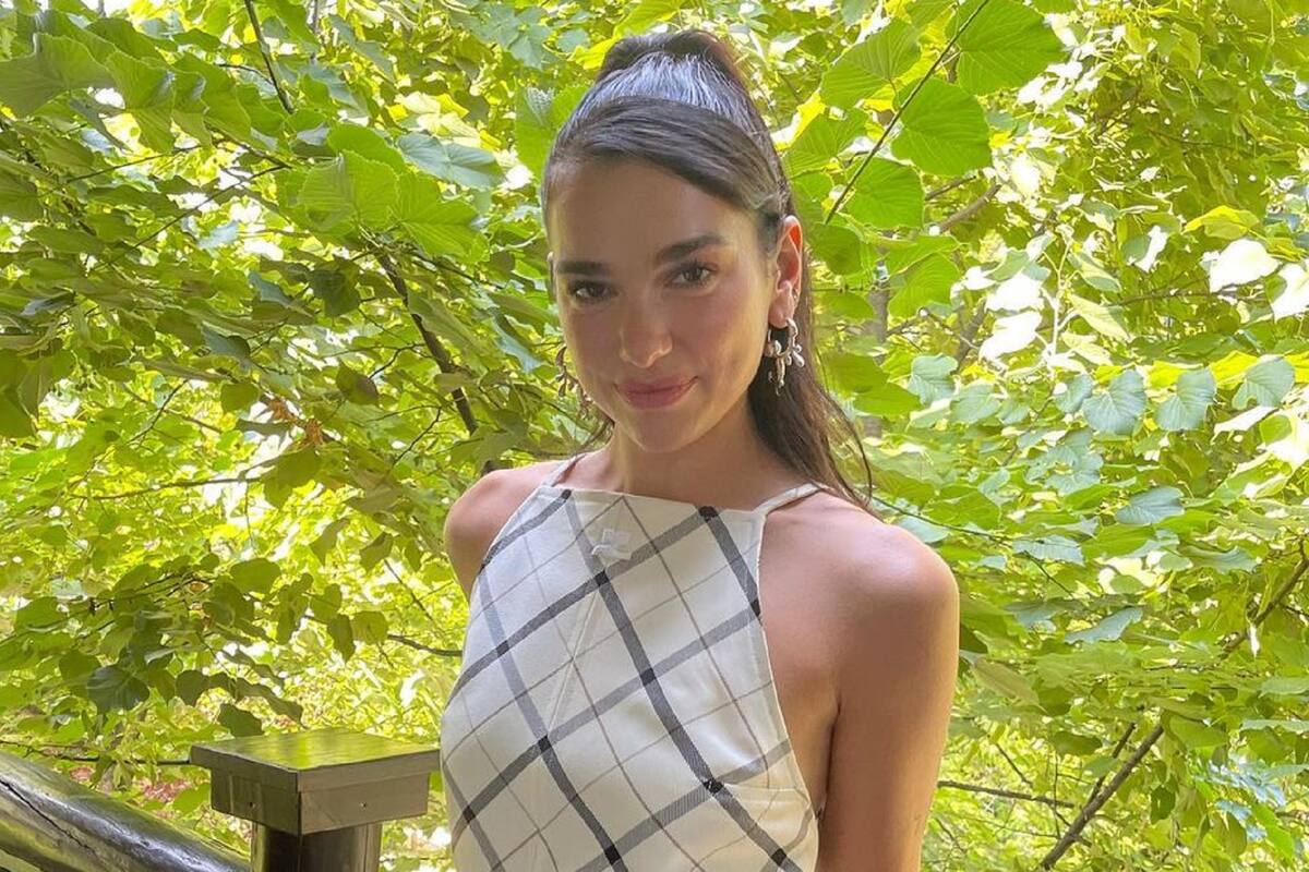 ¡qué Bikini Dua Lipa Presume Sus Encantos Tomando El Sol En Hilos En El Radar